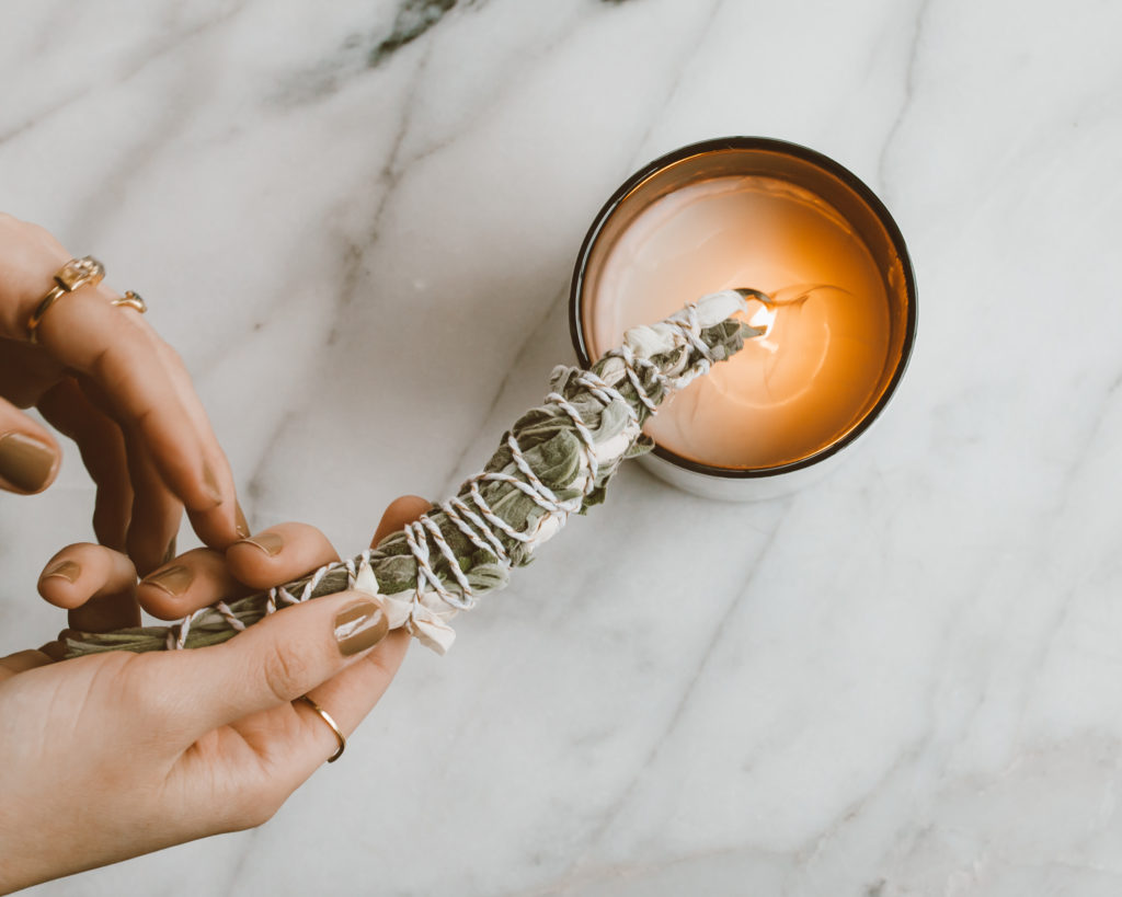 DIY Smudge Stick - Twinspiration