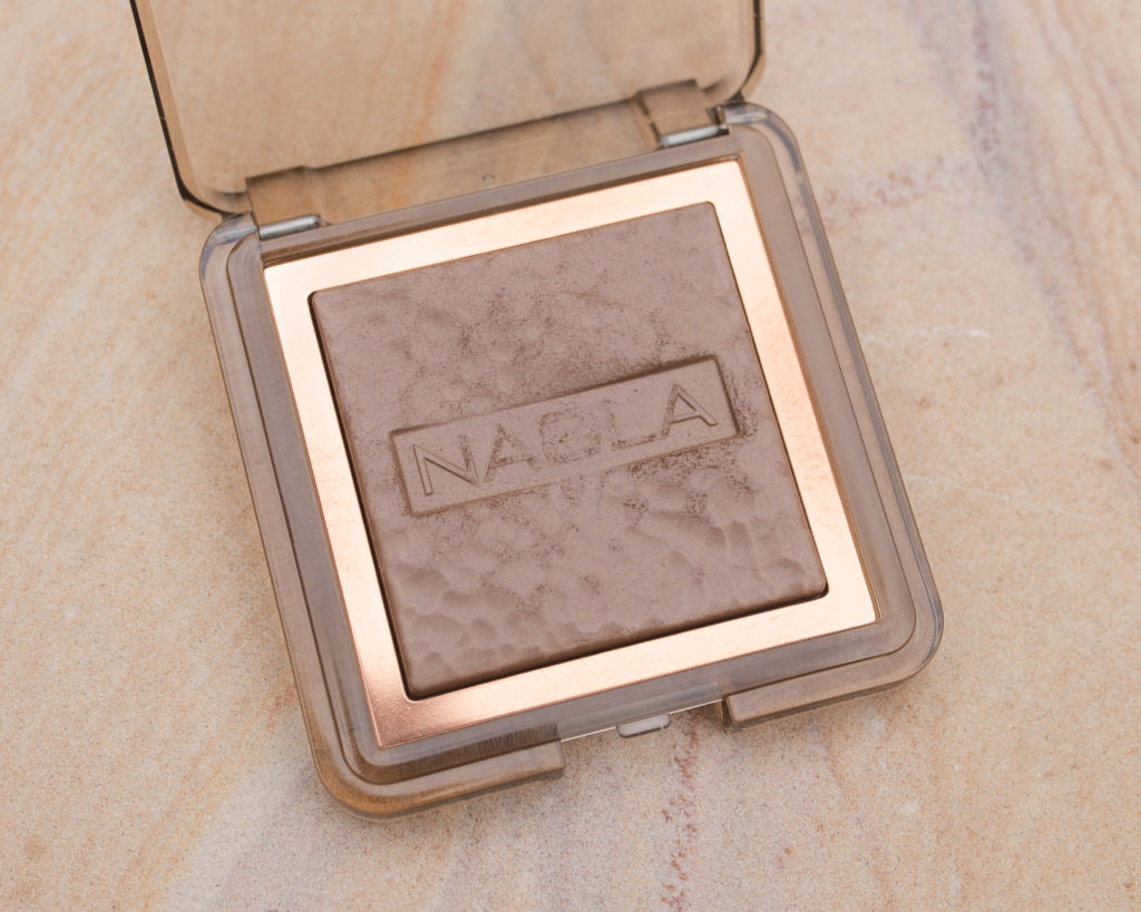 Nabla Skin Bronzing Powder Review - Twinspiration